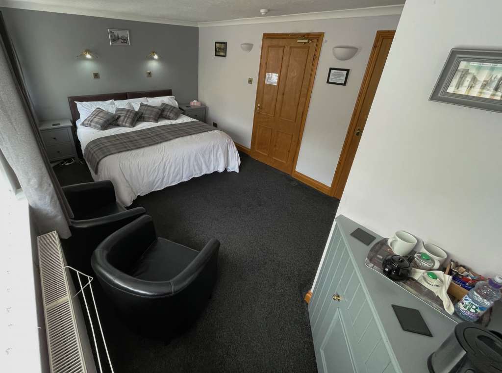 room 1 pic - Southpark House